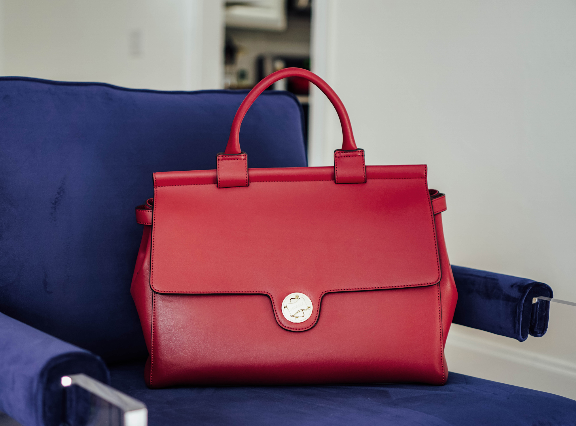 The Perfect Work Bag + JEMMA Giveaway - The Dandy Liar | Fashion ...
